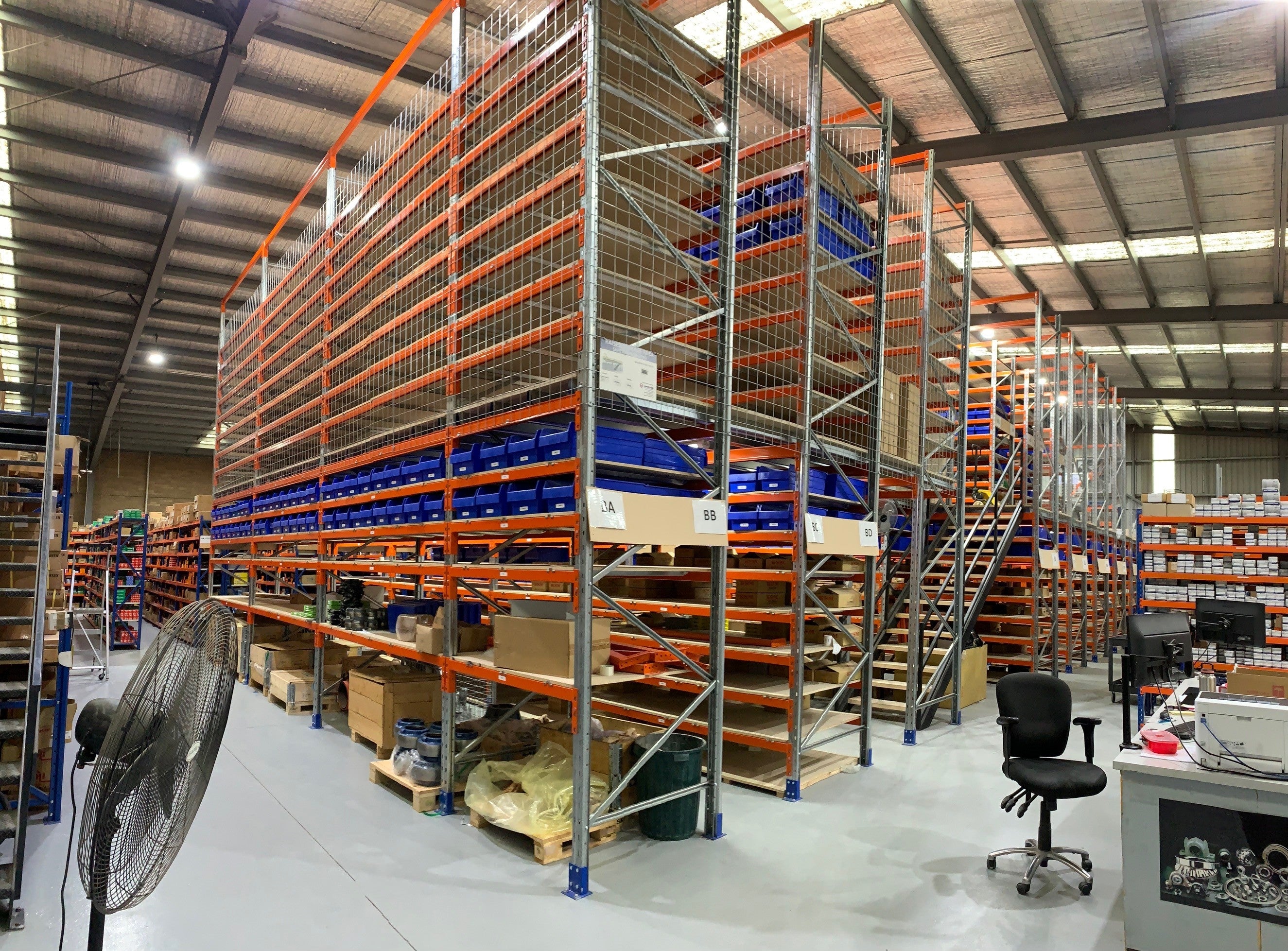 Warehouse Equipment Solutions | Warehouse Machinery & Supplies | ReadyRack